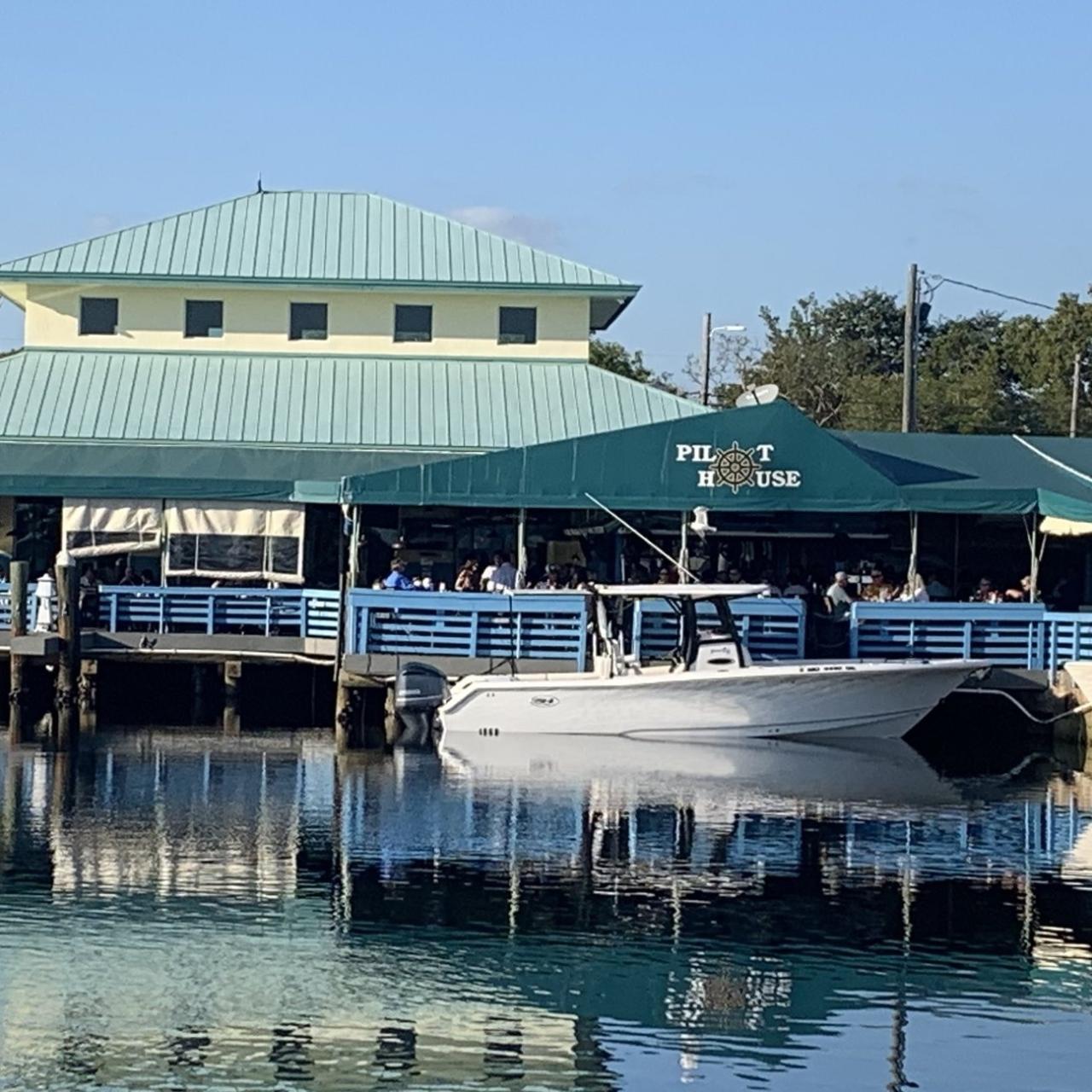 Pilot House Restaurant & Marina | Florida Keys & Key West